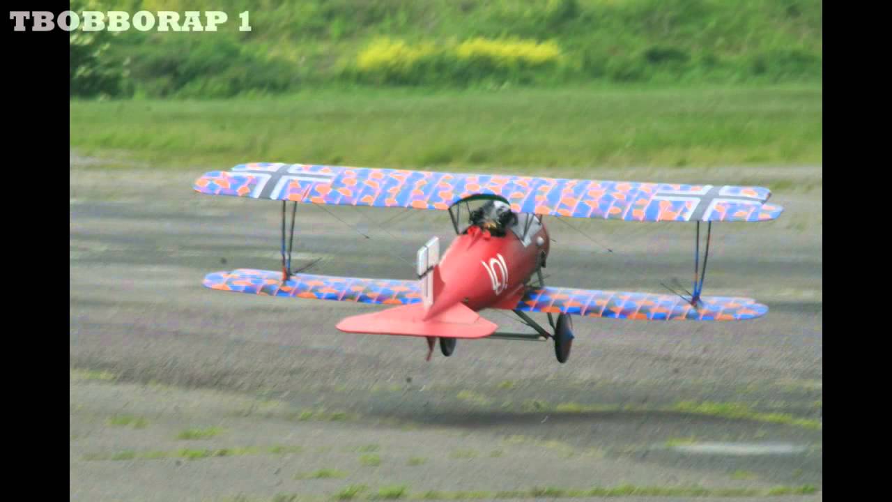 LARGE SCALE RC WW1 SCOUT / FIGHTERS DISPLAY AT LONG MARSTON - 2014 ...