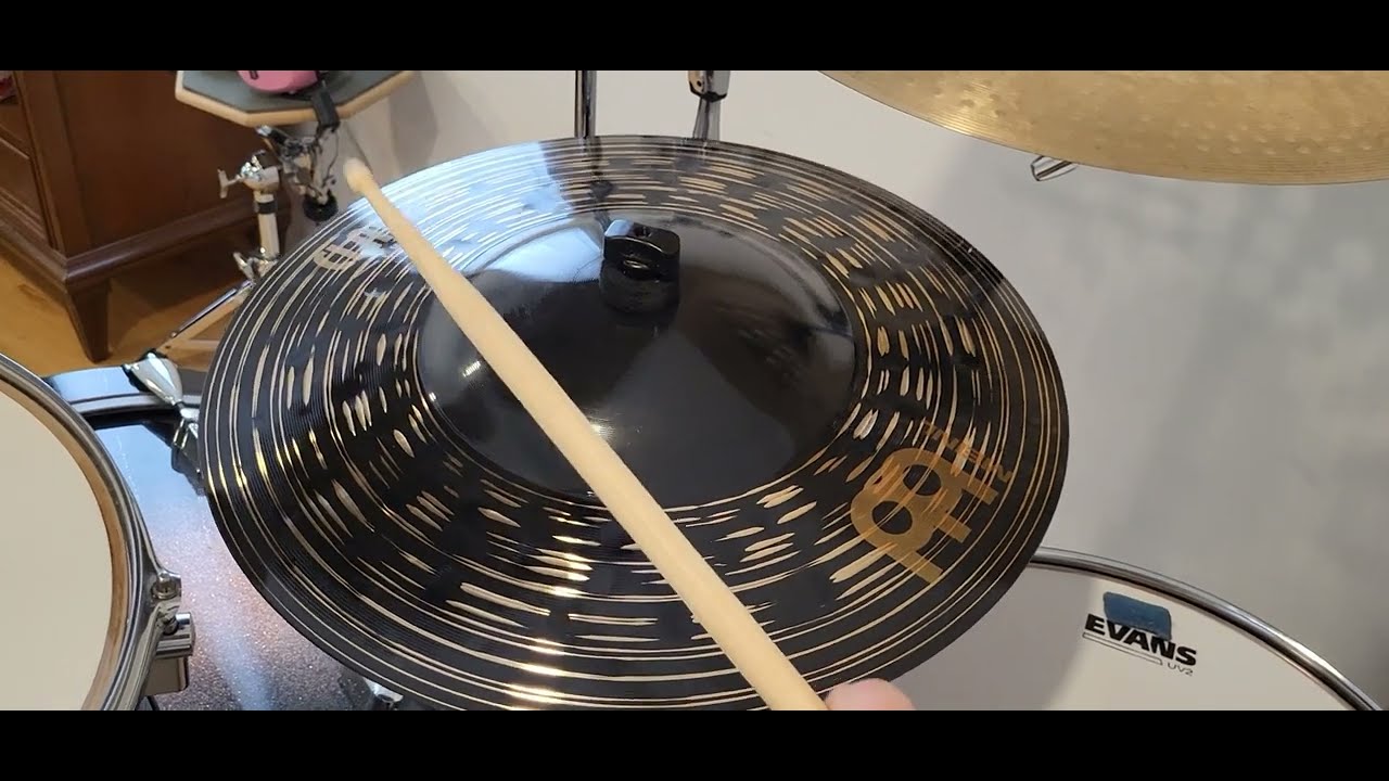 Meinl Classics Custom Dark Heavy Big Bell Ride 18" Demo - YouTube