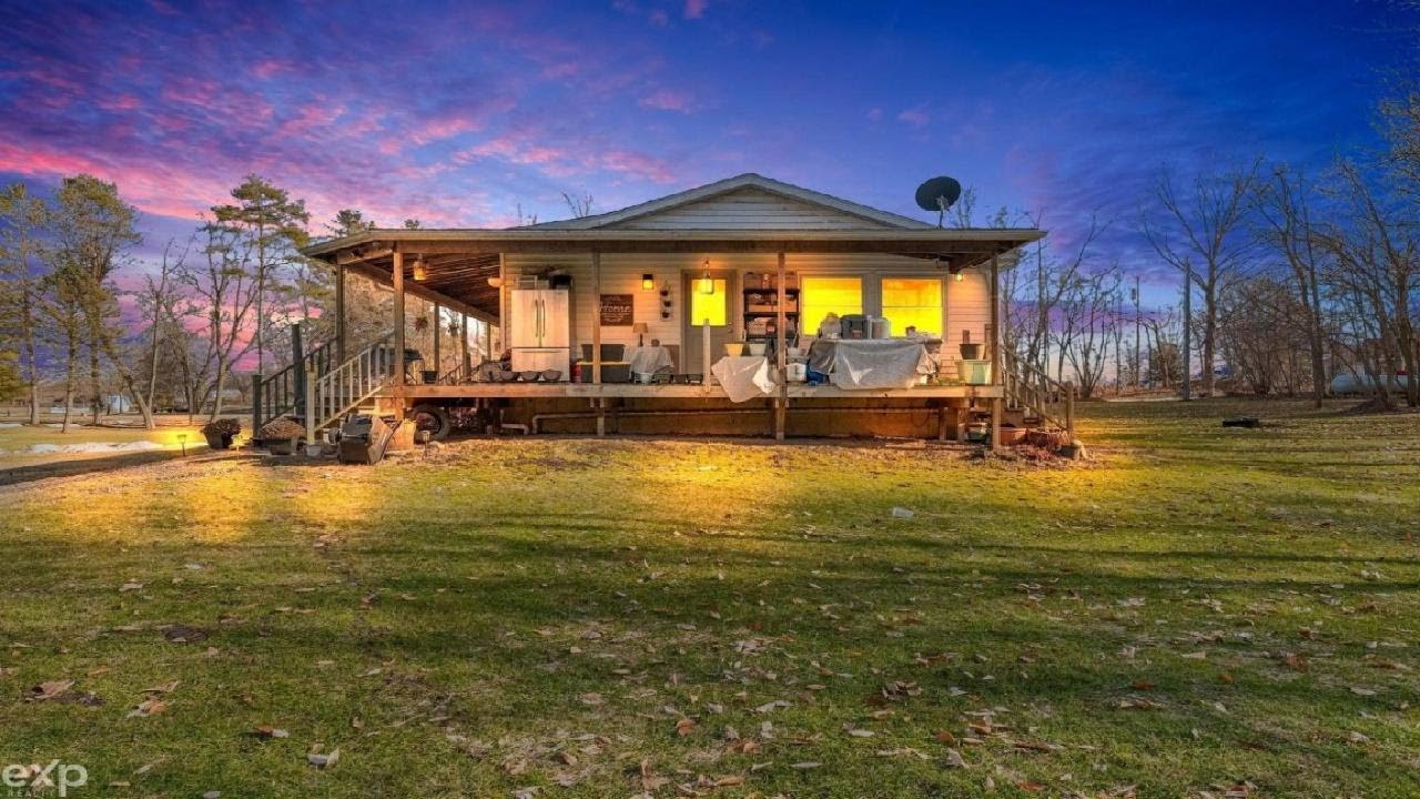 7021 Winn, Lynn, MI Presented by Eric Raymo. - YouTube