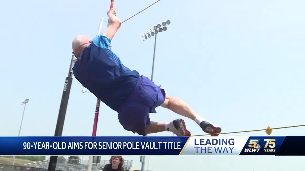 90-year-old Lebanon resident aiming for senior pole vault title - YouTube