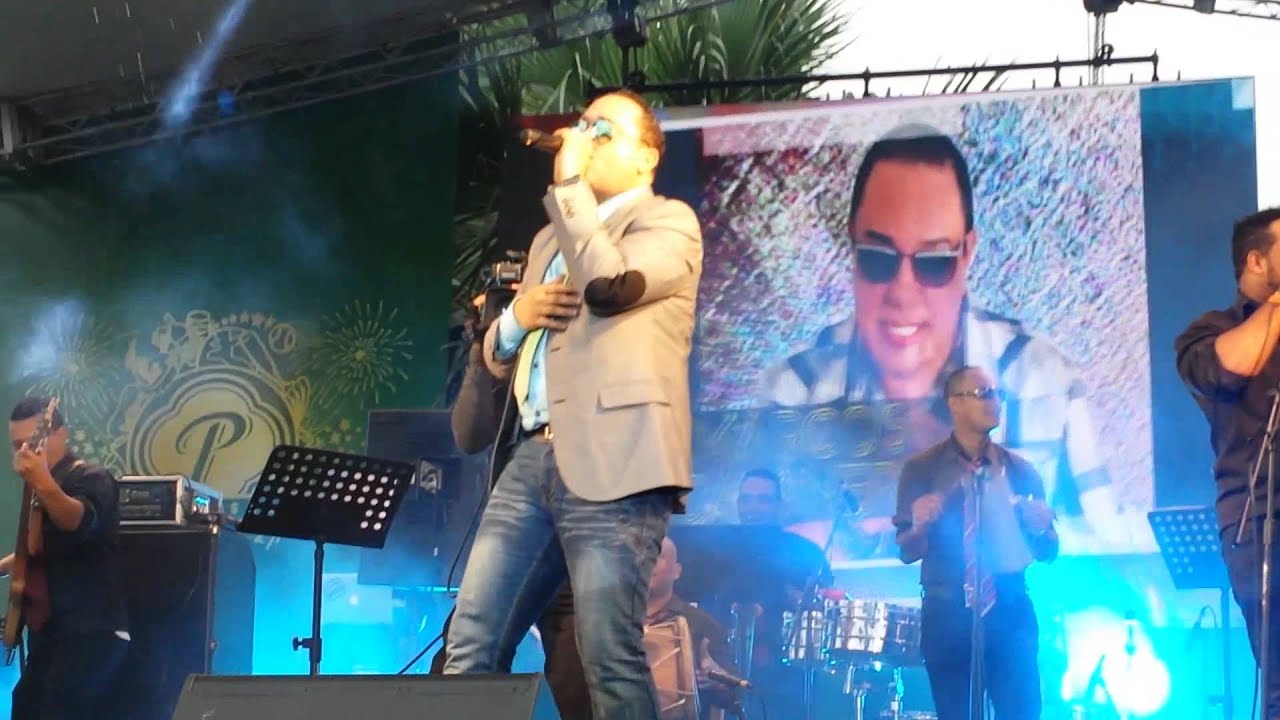 domingo clasico con carlos presenta. a Raffy matias en su presentacion ...