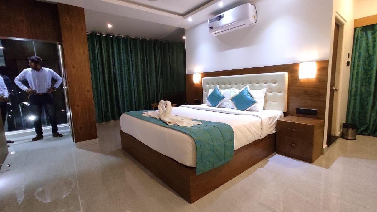 Hotel De Pebbles, Andaman and Nicobar Islands, India - YouTube