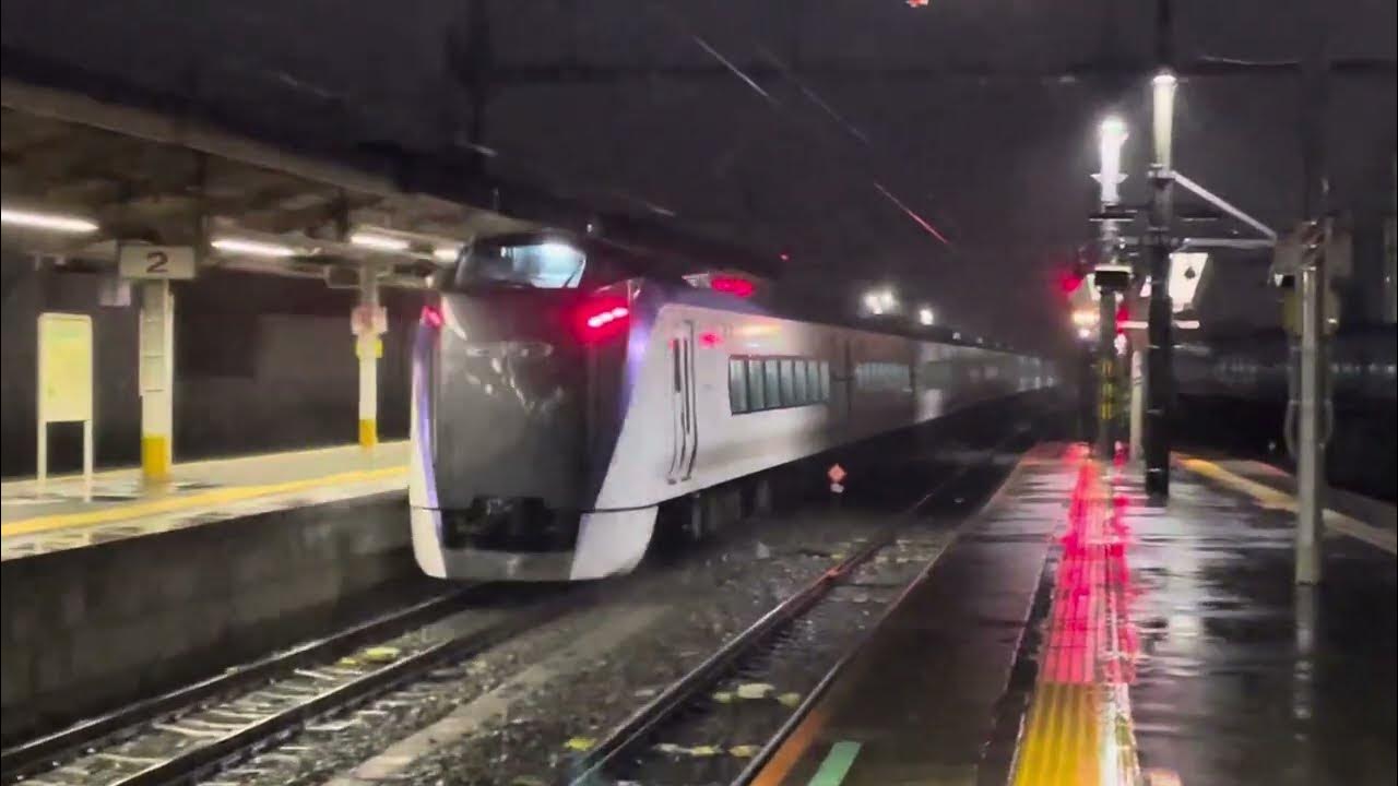 E353系S204編成+S112編成 特急富士回遊78号・あずさ78号新宿行き 高尾駅通過 - YouTube