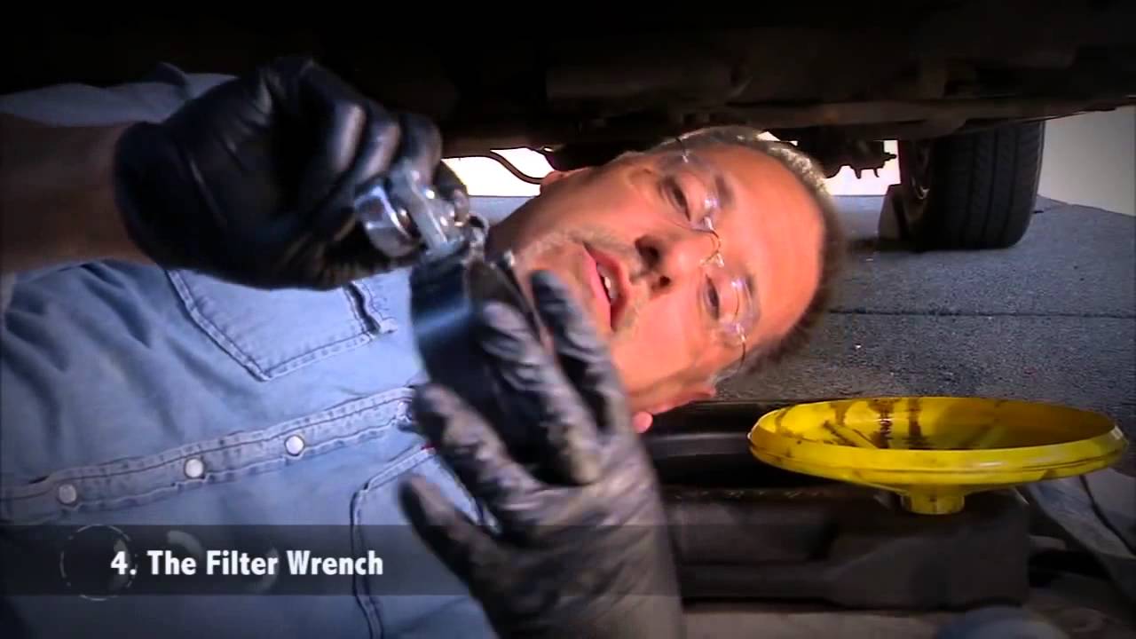 CNET On Cars Car Tech 101 How to change your oil - YouTube