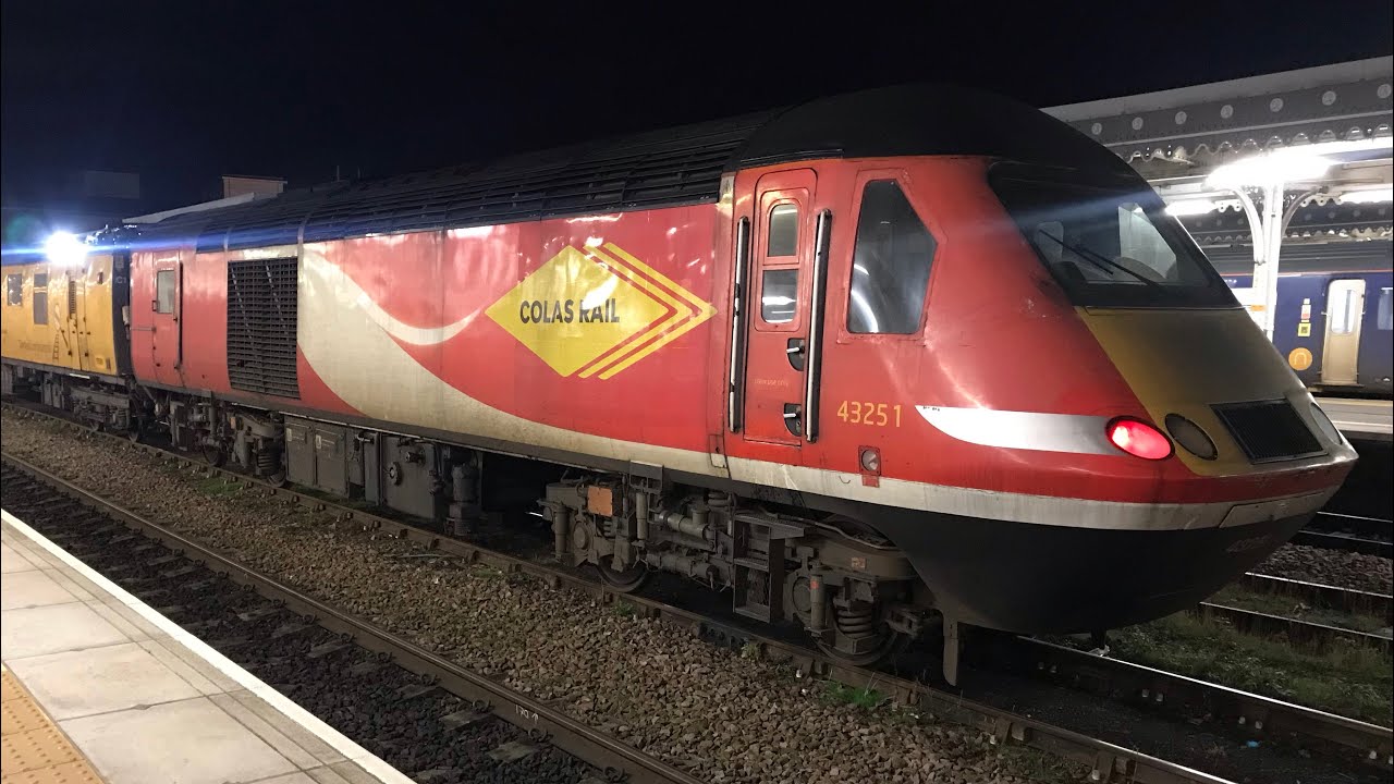 43251 + 43272 Colas Railfreight leaving Sheffield railway station - YouTube