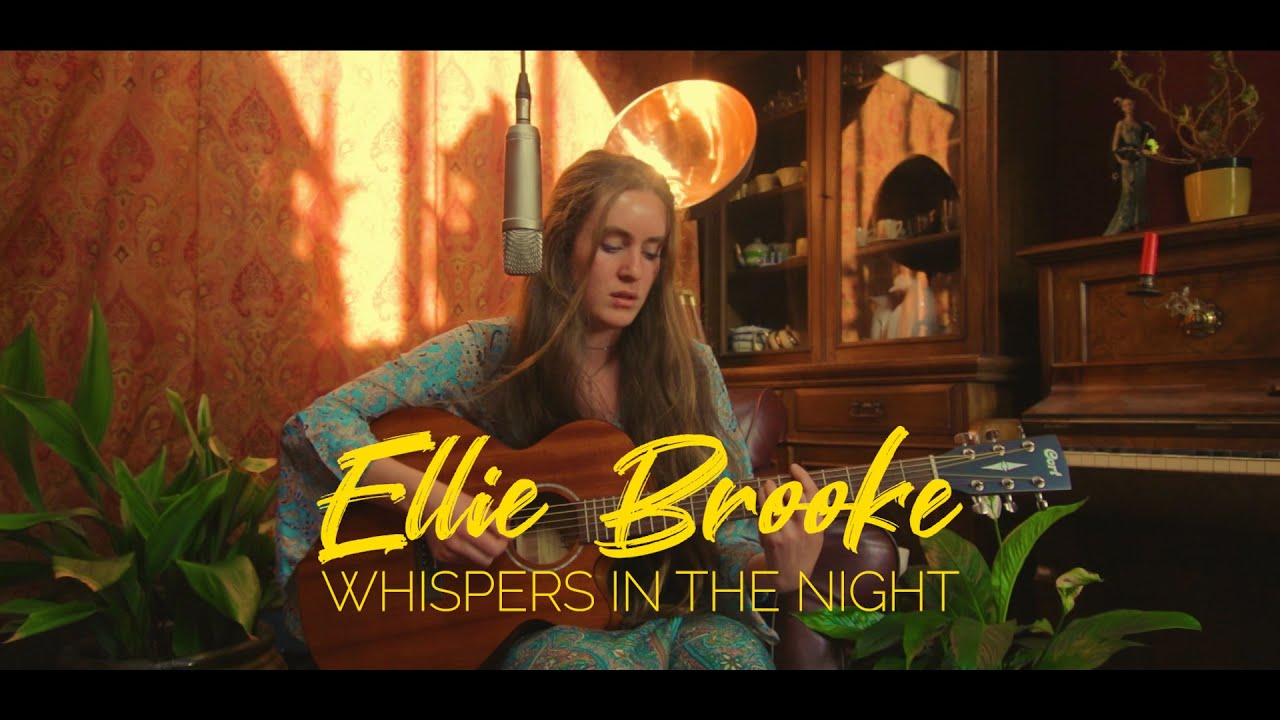 Ellie Brooke - Whispers in the night (Official Live Version) - YouTube