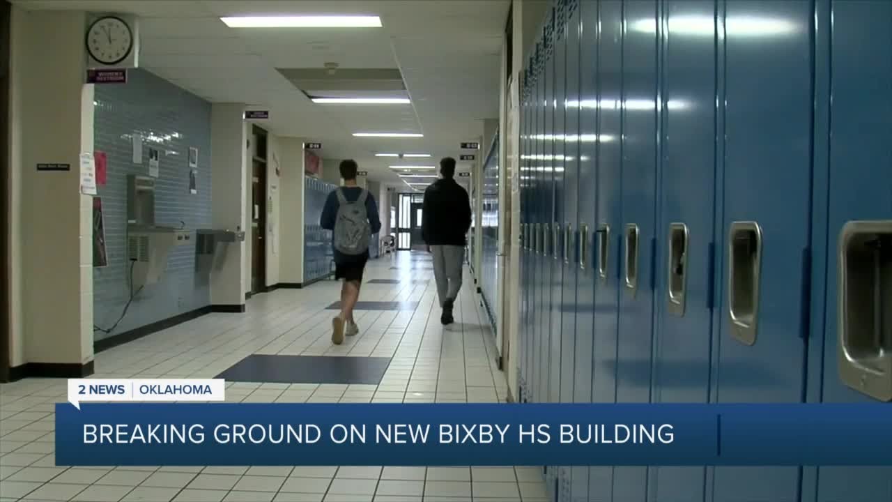 Breaking ground on new Bixby HS building - YouTube