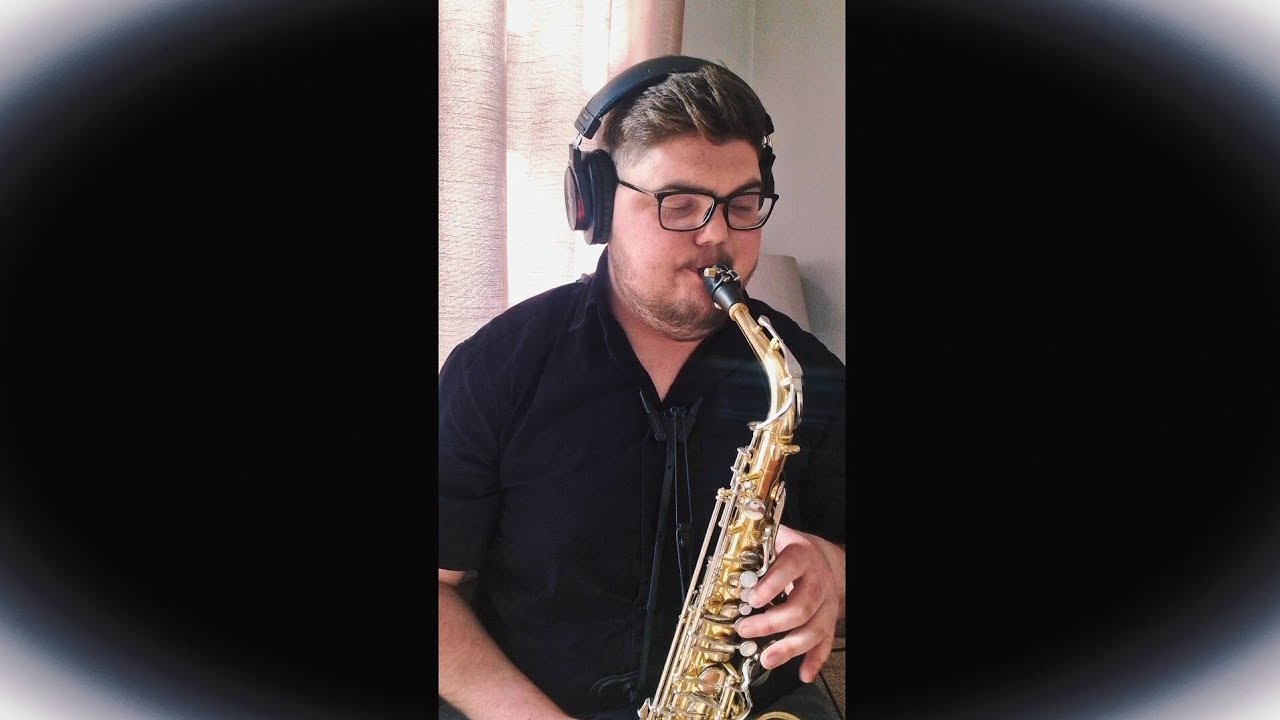 Andrei David - Esti Cel mai frumos (Live Video) - YouTube