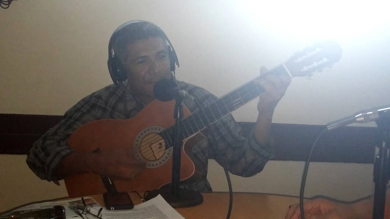 Sherley Cruz Jose Maria Figueres El Balon en Domingo Vacilon. Seleccion ...