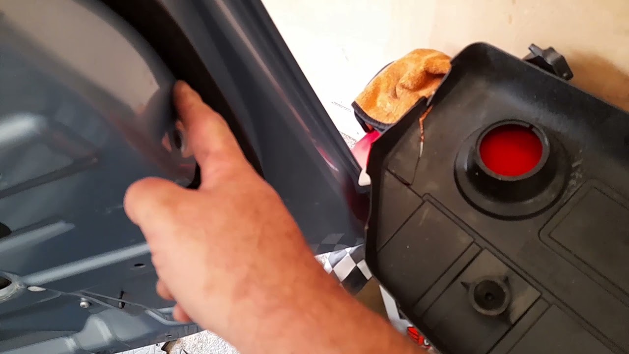 HOW TO REPLACE THE LOCK ACTUATOR ON A JAGUAR XF - YouTube