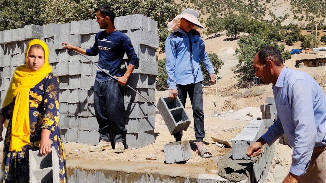 Nomadic Life: Nomadic couple's house: Build a nomadic house with ...