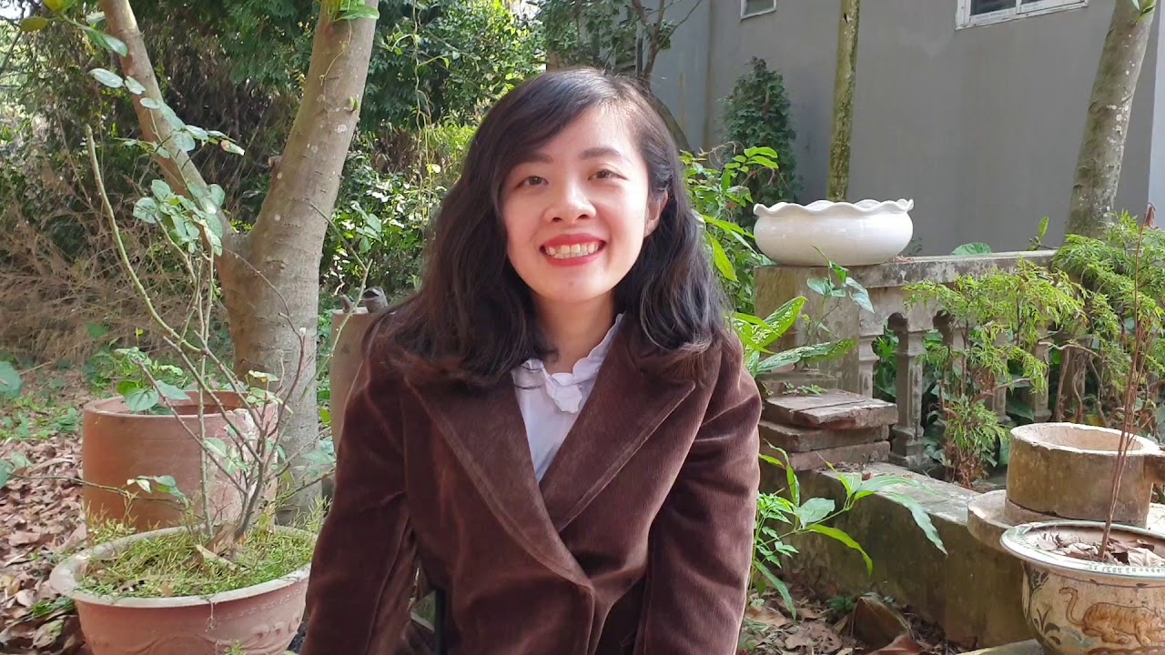 Amputee Women - She So beautiful in my life (One leg Girl Vlogger ...