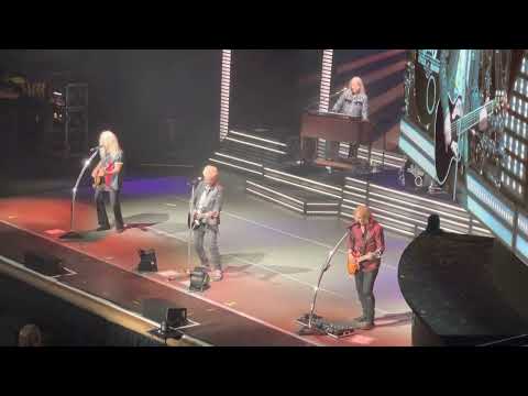 REO Speedwagon - Keep Pushin’ - YouTube