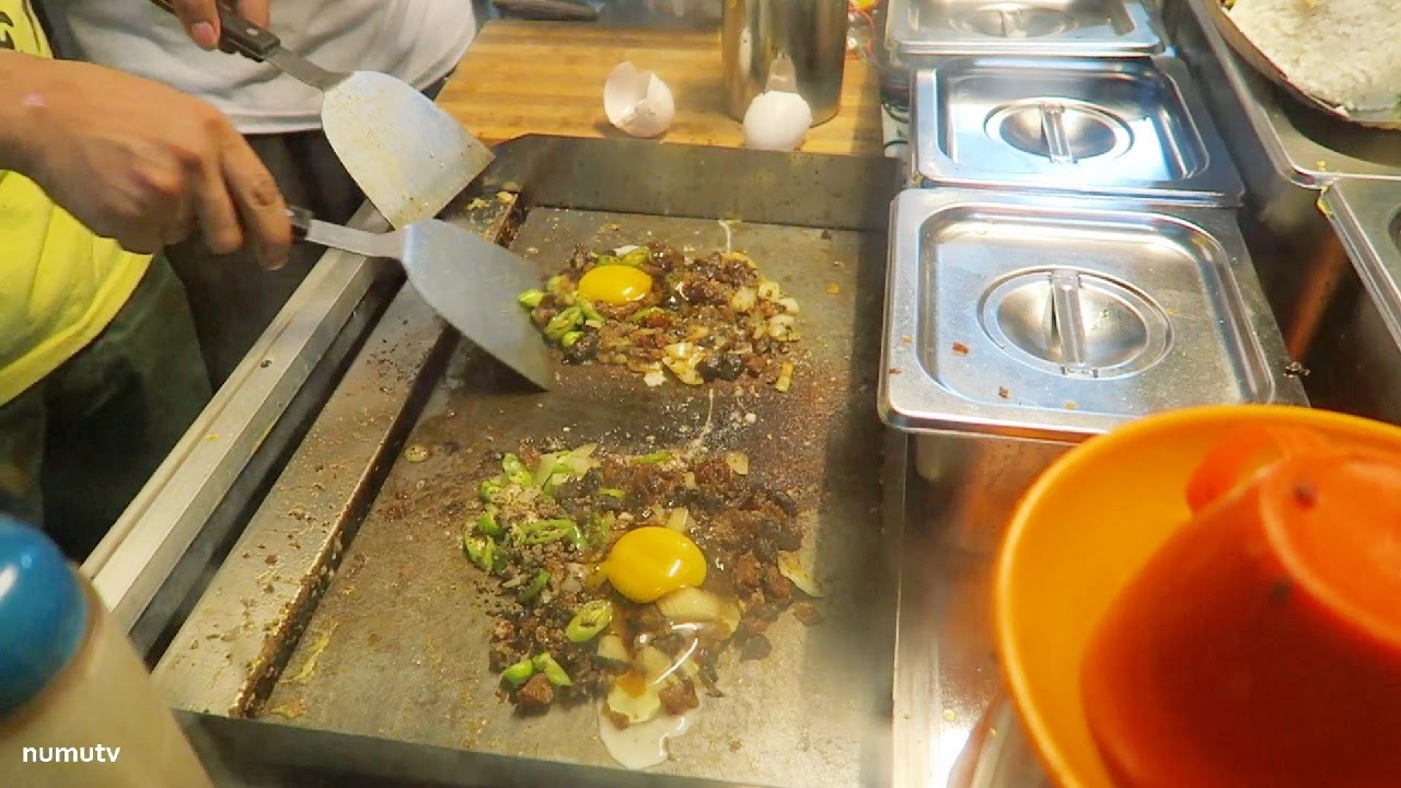 Philippines Street Food | SISIG (Crispy and Sizzling!) - YouTube