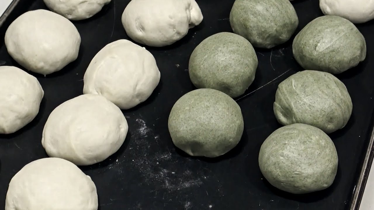 Unique Combination! Injeolmi Bread | Korean Street Food - YouTube