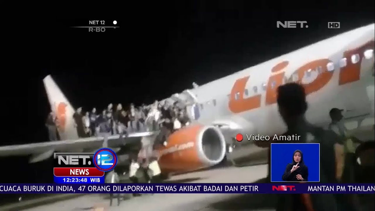 Fenomena Bercanda BOM Di Dalam Pesawat -NET12 - YouTube