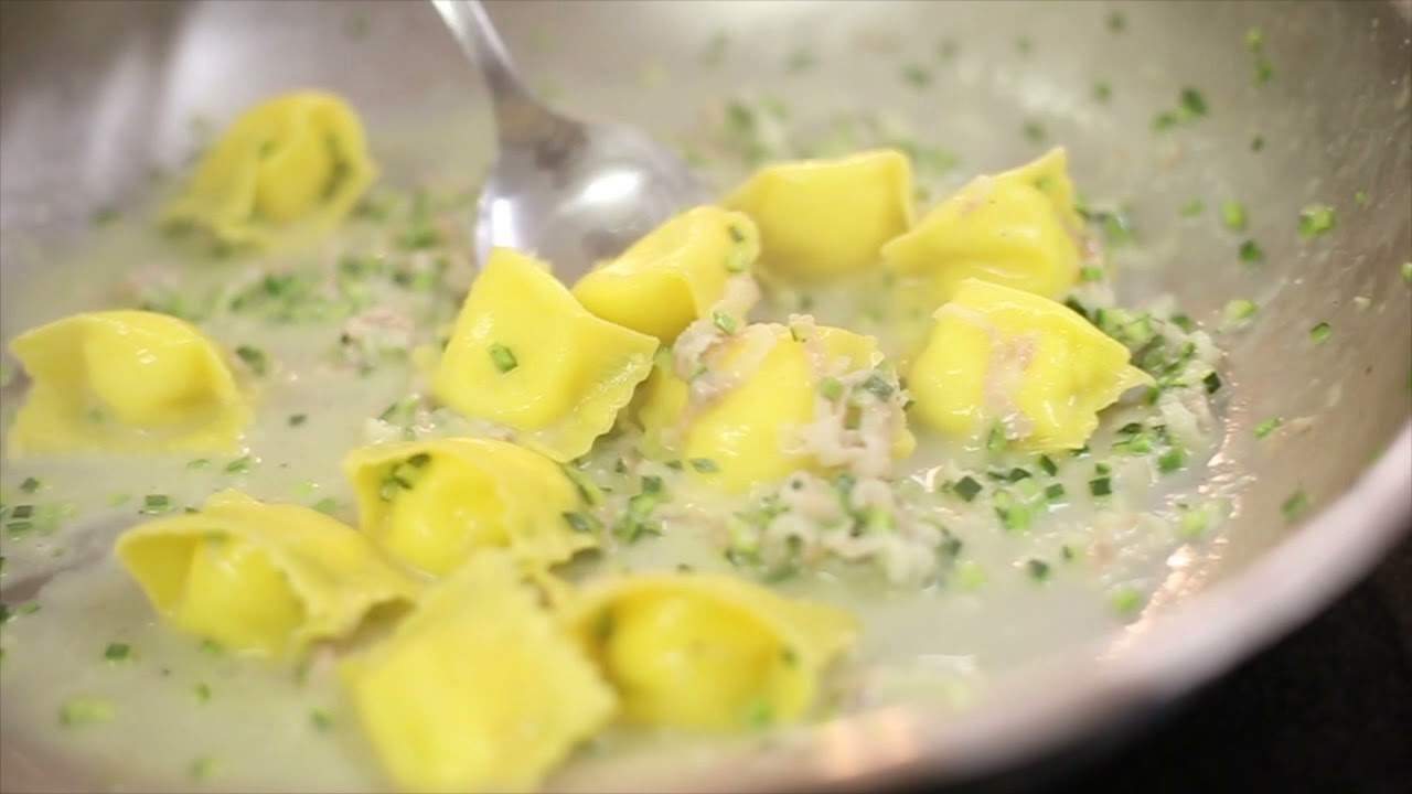 I classici di Chef HEINZ BECK: Fagottelli alla Pergola - YouTube