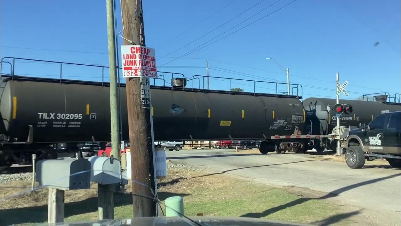 UP 5741 New Paint Scheme Leads Manifest DPU Magnolia,Tx - YouTube