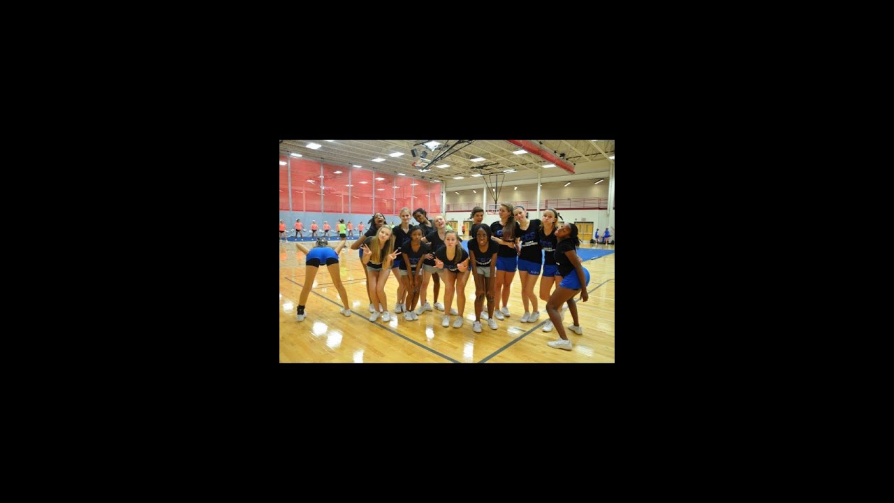 True Life: I'm On A Bus (With Cheer Tag) - YouTube