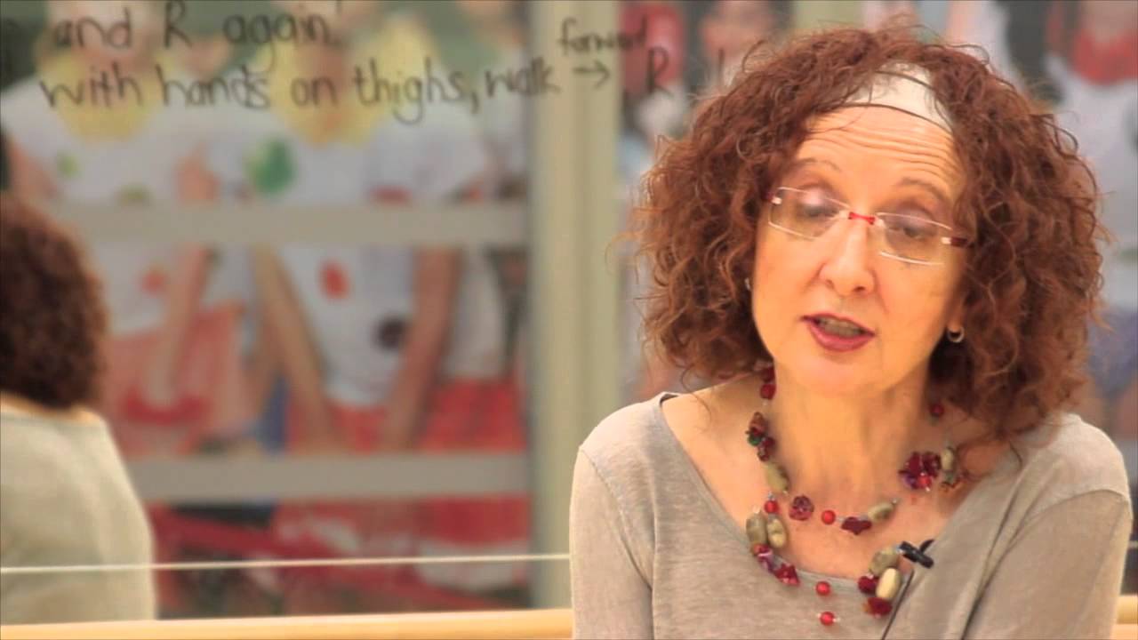 Stamford American Daily Foreign Language Program - YouTube