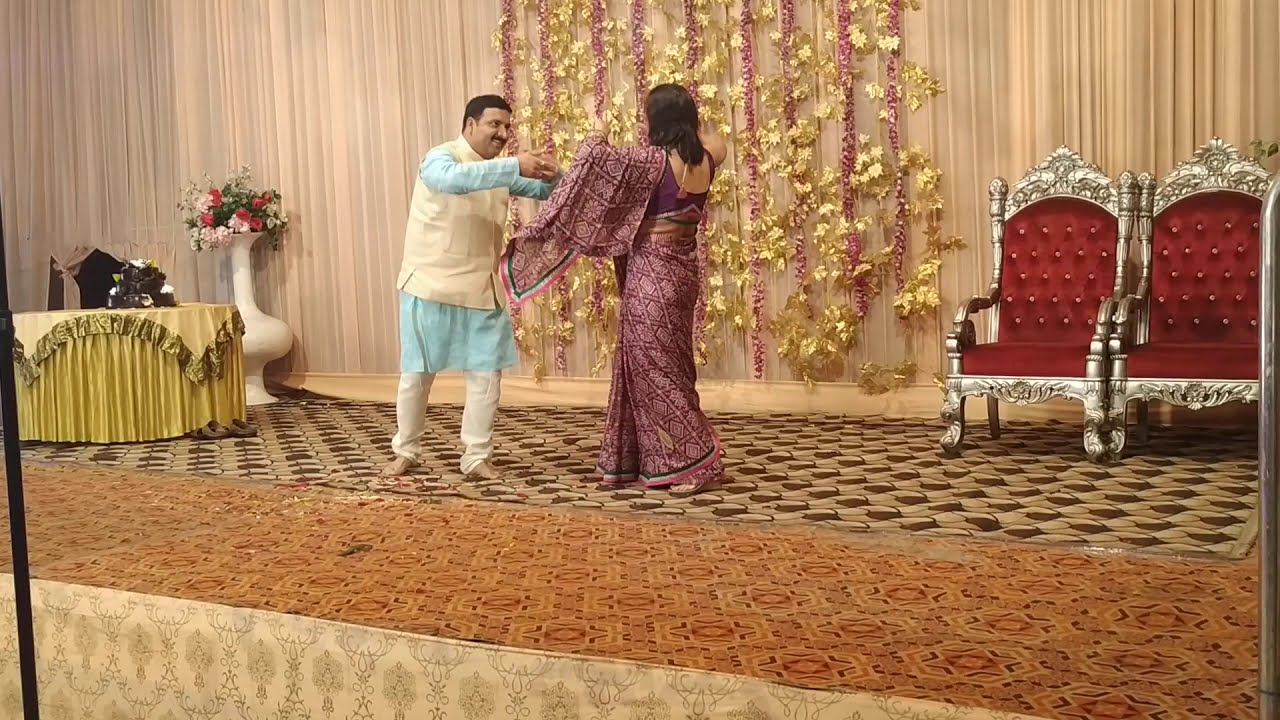 Sangeet Dance Performance on Retro Tracks | By Pankaj Pathak and Shweta ...