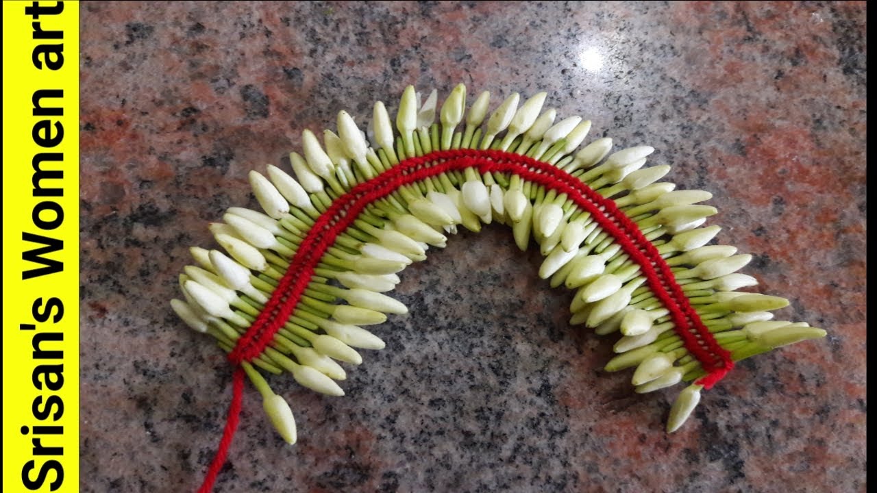 Mullai poo stringing in a different method/ முல்லை பூ வித்தியாசமான ...