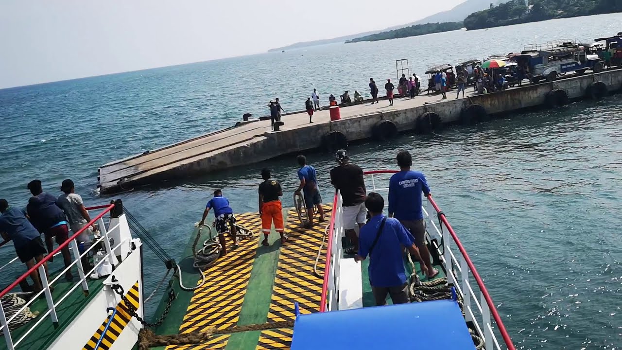 Junmar 8 arriving in Pilar - YouTube