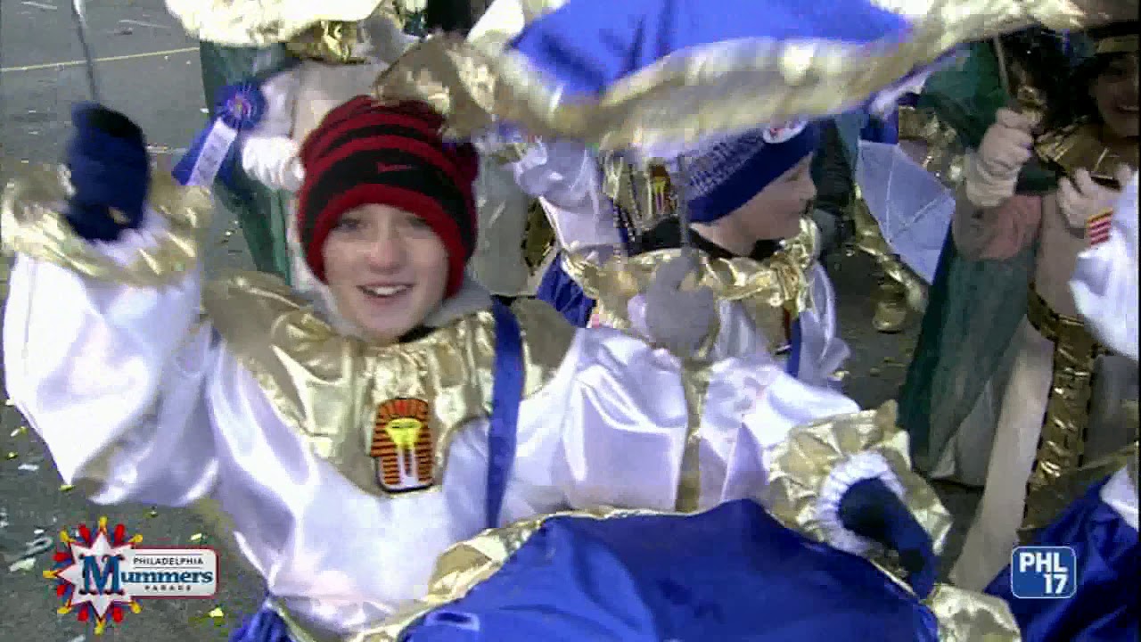 Mummers 2020 Wench Brigade 03 American - YouTube