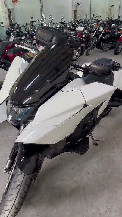 Honda NM4-01 và NM4-02 ABS 2014. - YouTube