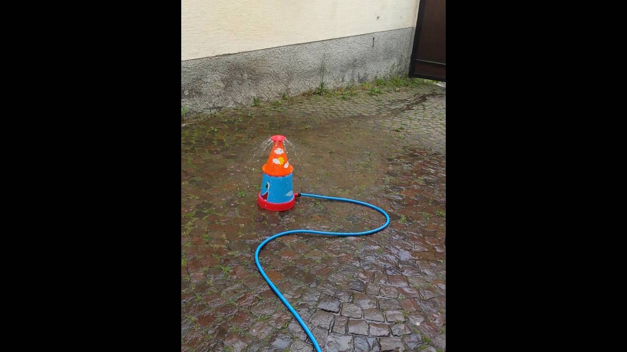 BIG Aqua Play Moby Big - YouTube