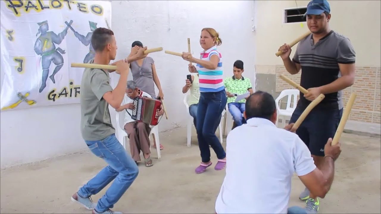 UN SIGLO DE HISTORIA "DANZA DEL PALOTEO" - YouTube