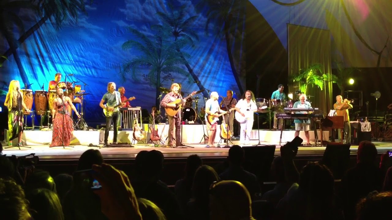 Jimmy Buffett sings “Volcano” in Honolulu - YouTube