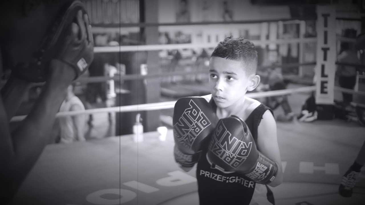 Youth boxer Dynamite Diaz is hitting the pads. | Dynamite_Diaz - YouTube