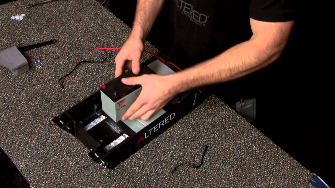 Pro-Line 600 (V1/V2) Battery Replacement - YouTube