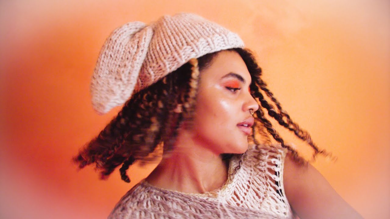 Estère - Oh Well (Official Video) - YouTube