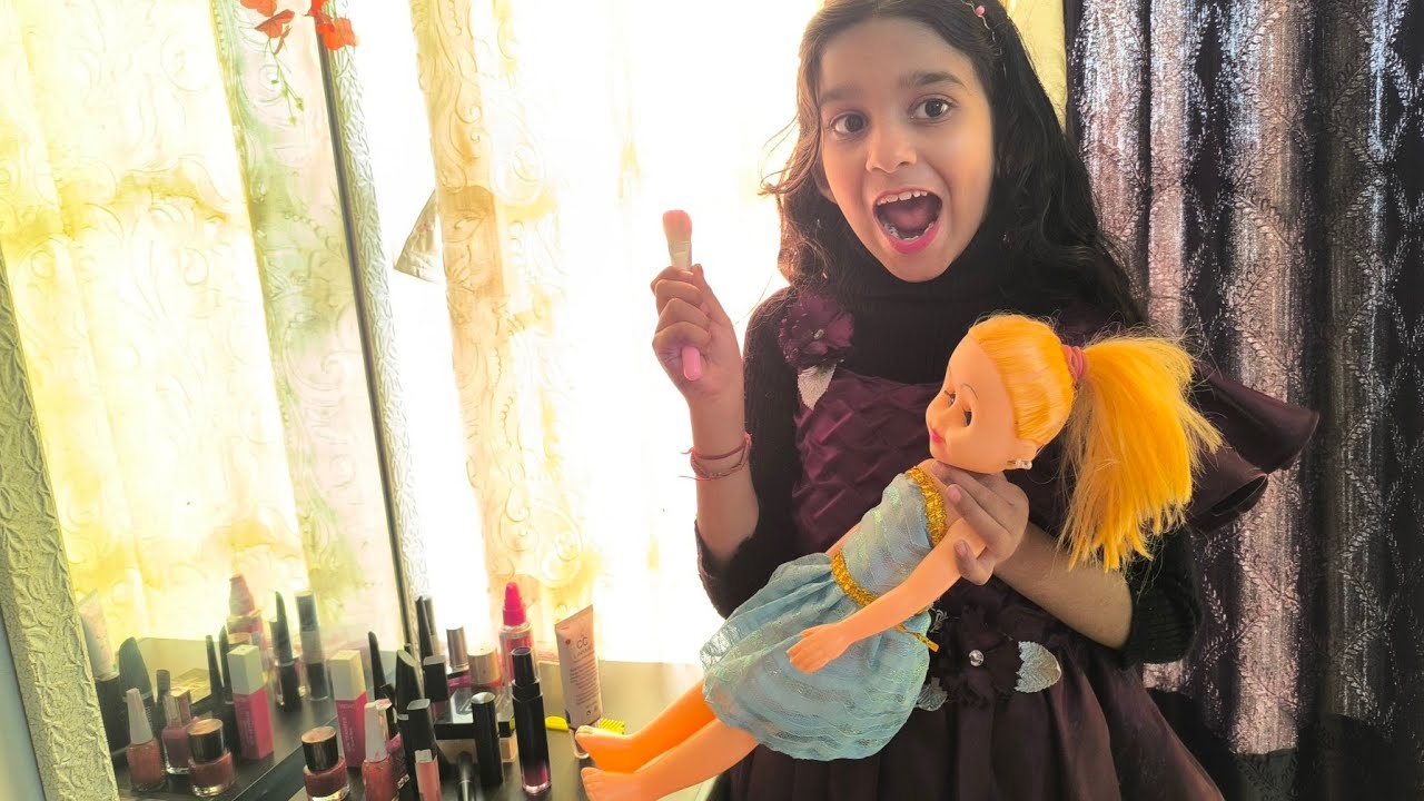 Barbie के बालों में हुए जू | Barbie Doll crying | #barbie doll # ...