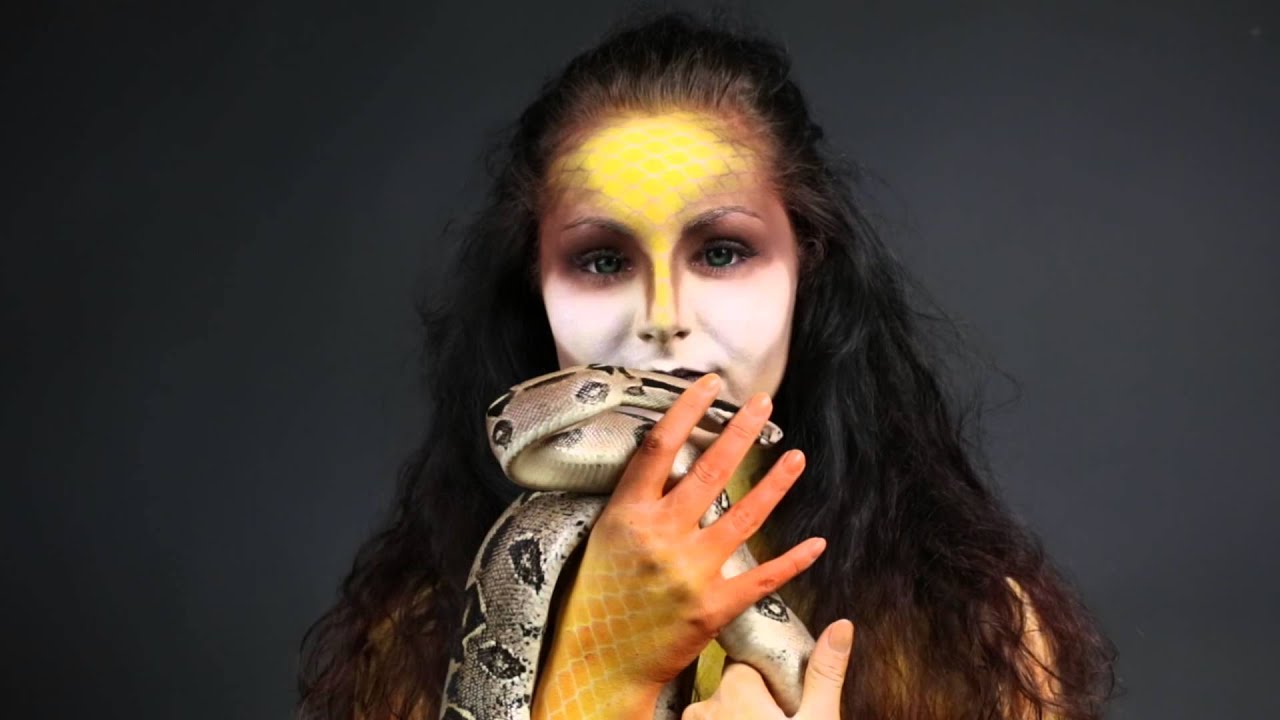 Making Of Fotoshooting Extrem Make Up & Exoten by Foto Daylight - YouTube