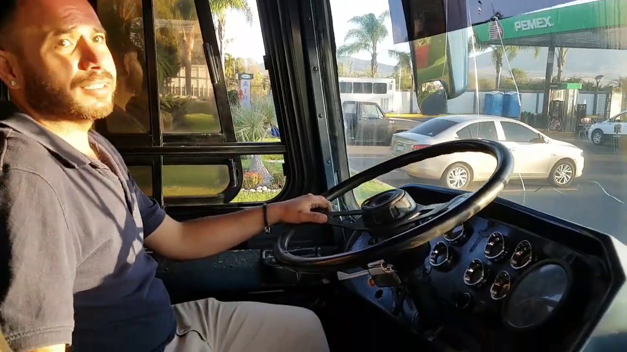 Bus Halcón OISA 92 - YouTube