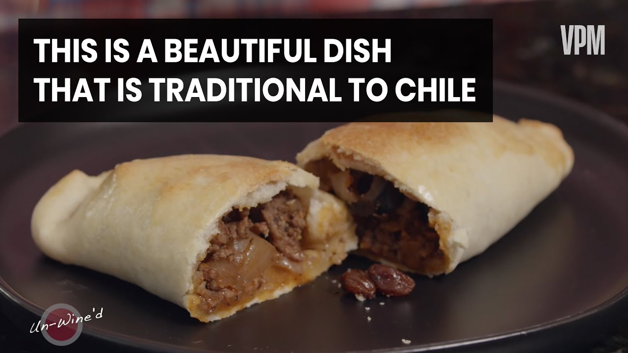 Empanadas de Pino, A dish traditional to Chile - YouTube