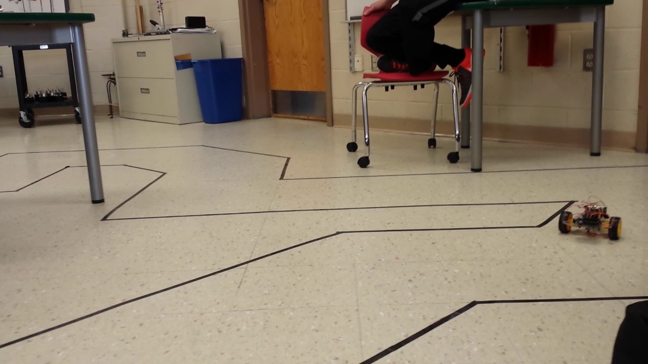 BHS Robotics - Maze Challenge 1 - YouTube