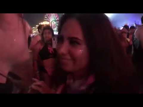 Lesbian Kissing 97