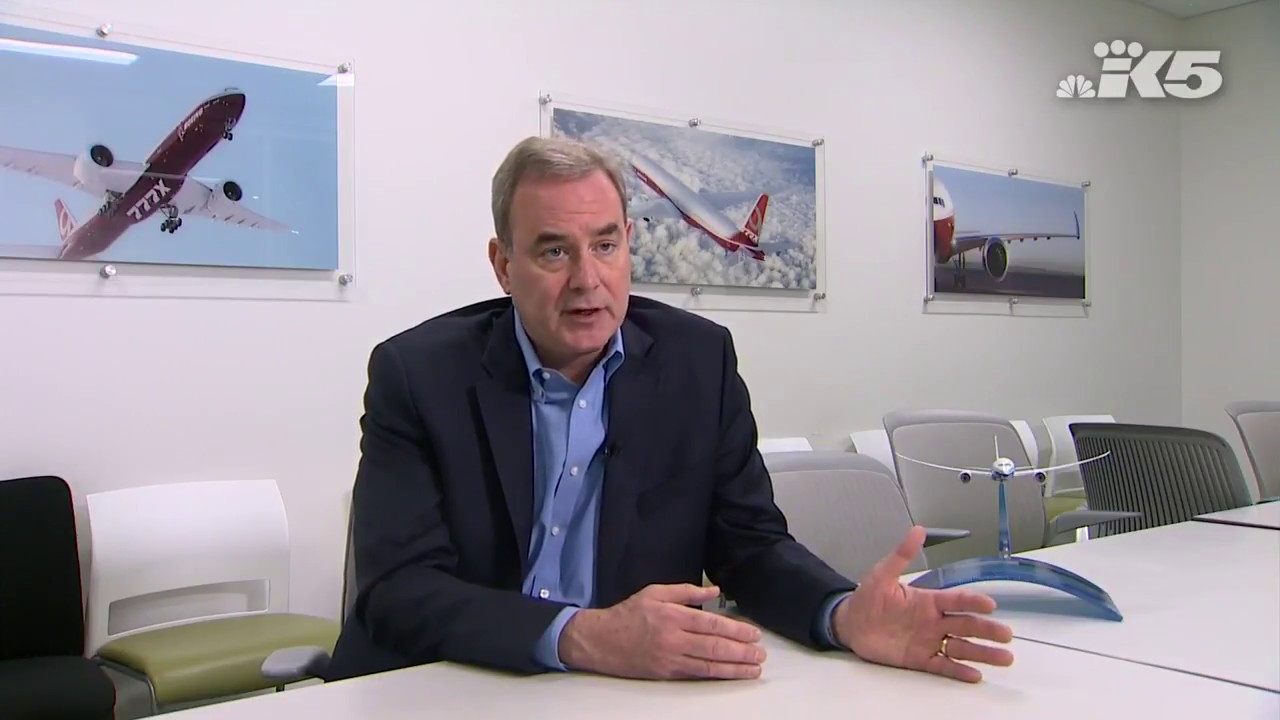 Boeing VP Talks Pilotless Planes - YouTube