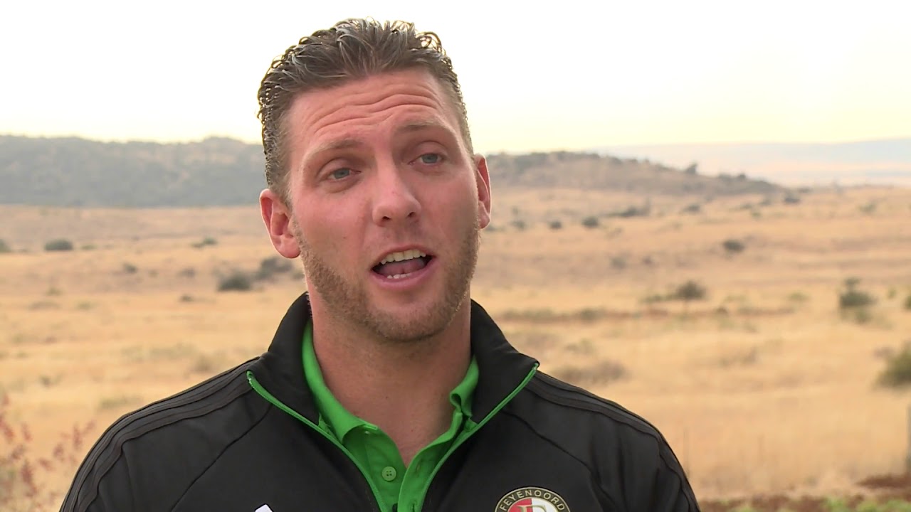 Melvin Boel head coach Feyenoord u17 - YouTube