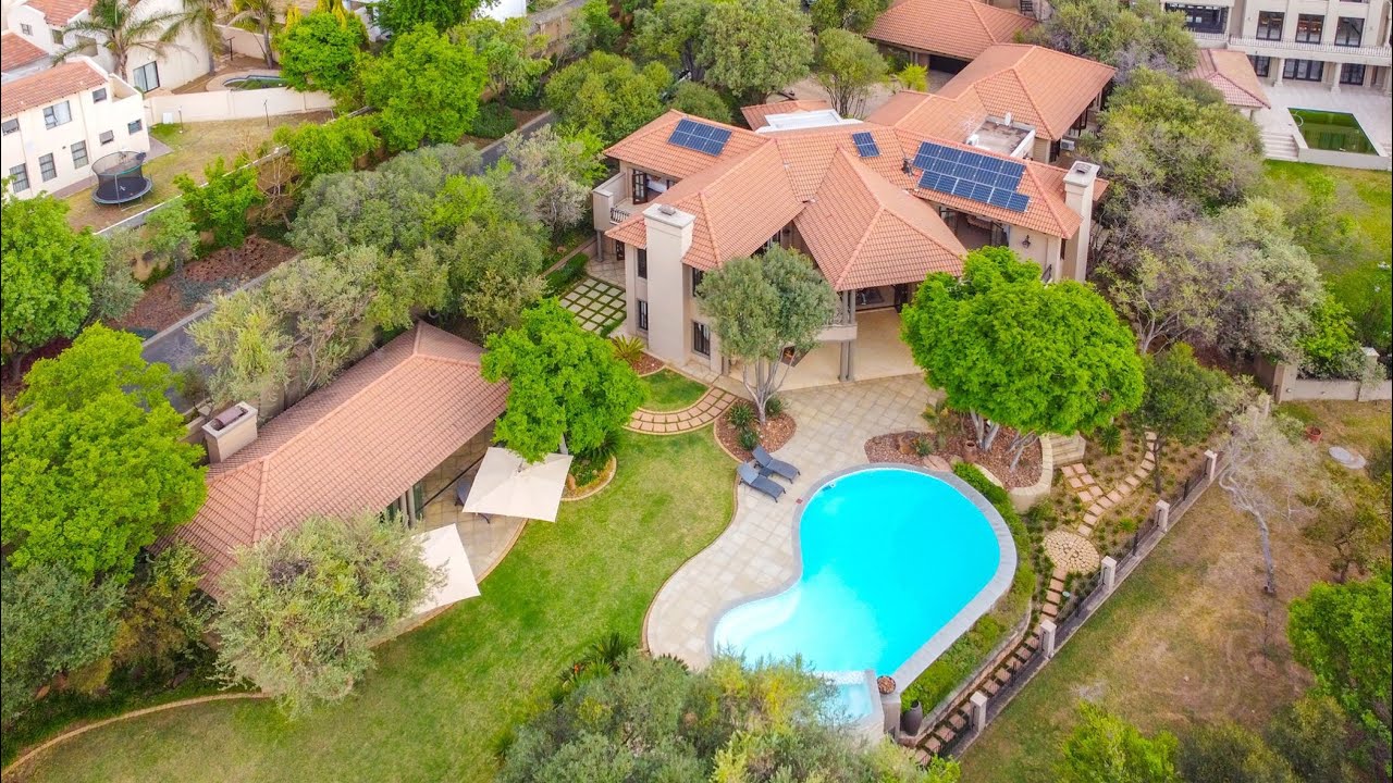 *LUXURY & PRACTICALITY* 6 Bedroom Home For Sale | Dainfern Valley ...