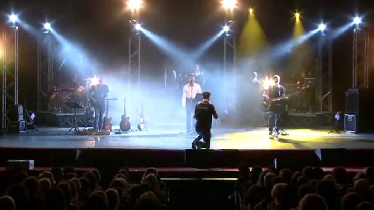 Non è Francesca - PENSIERI E PAROLE tributo a Battisti - YouTube