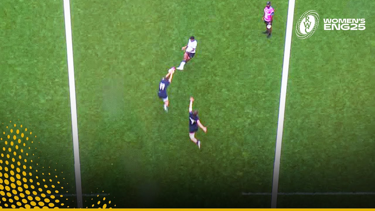 UNBELIEVABLE CHARGE-DOWN 🤯 | Scotland charge down Fiji Conversion ...