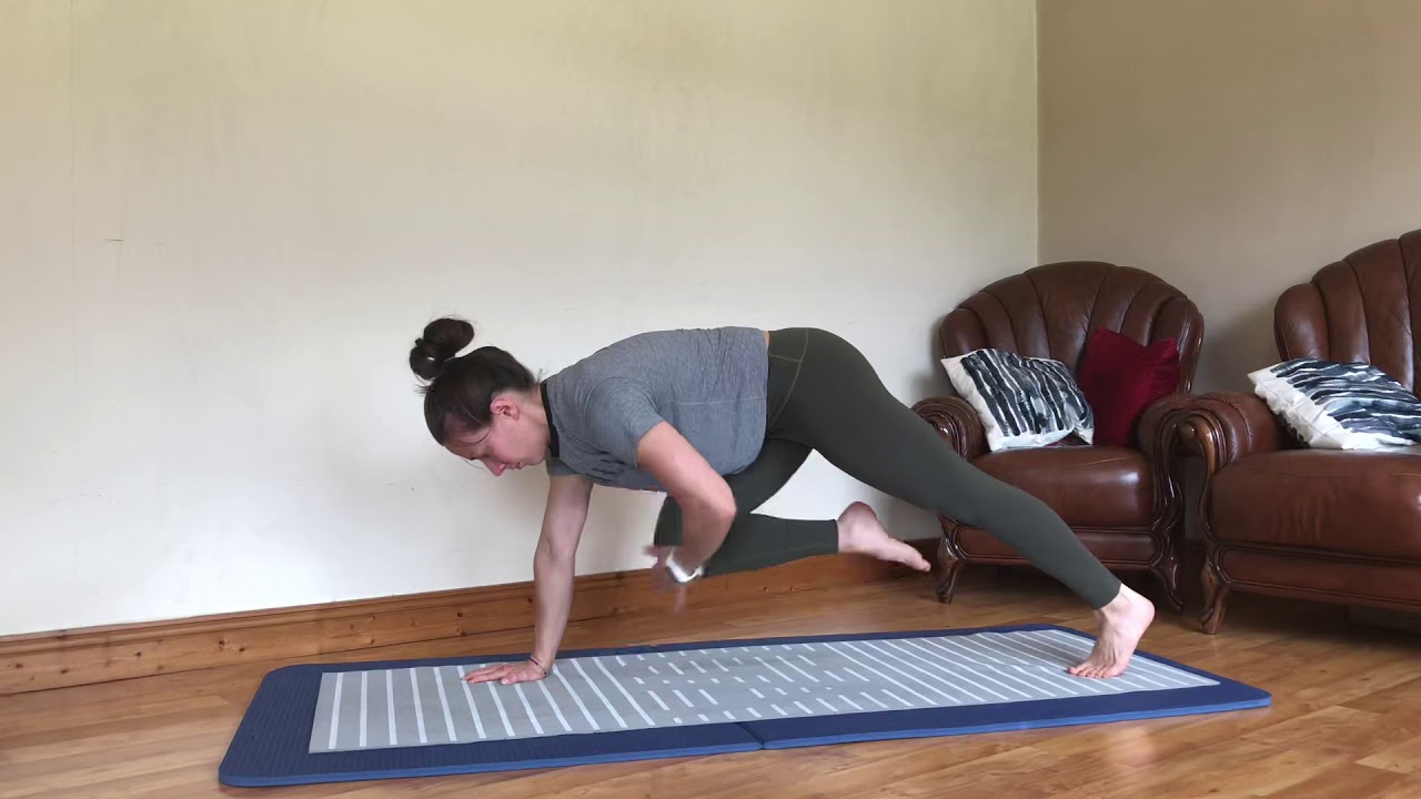 High Plank Hold w/ Knee Touch (Core) - YouTube