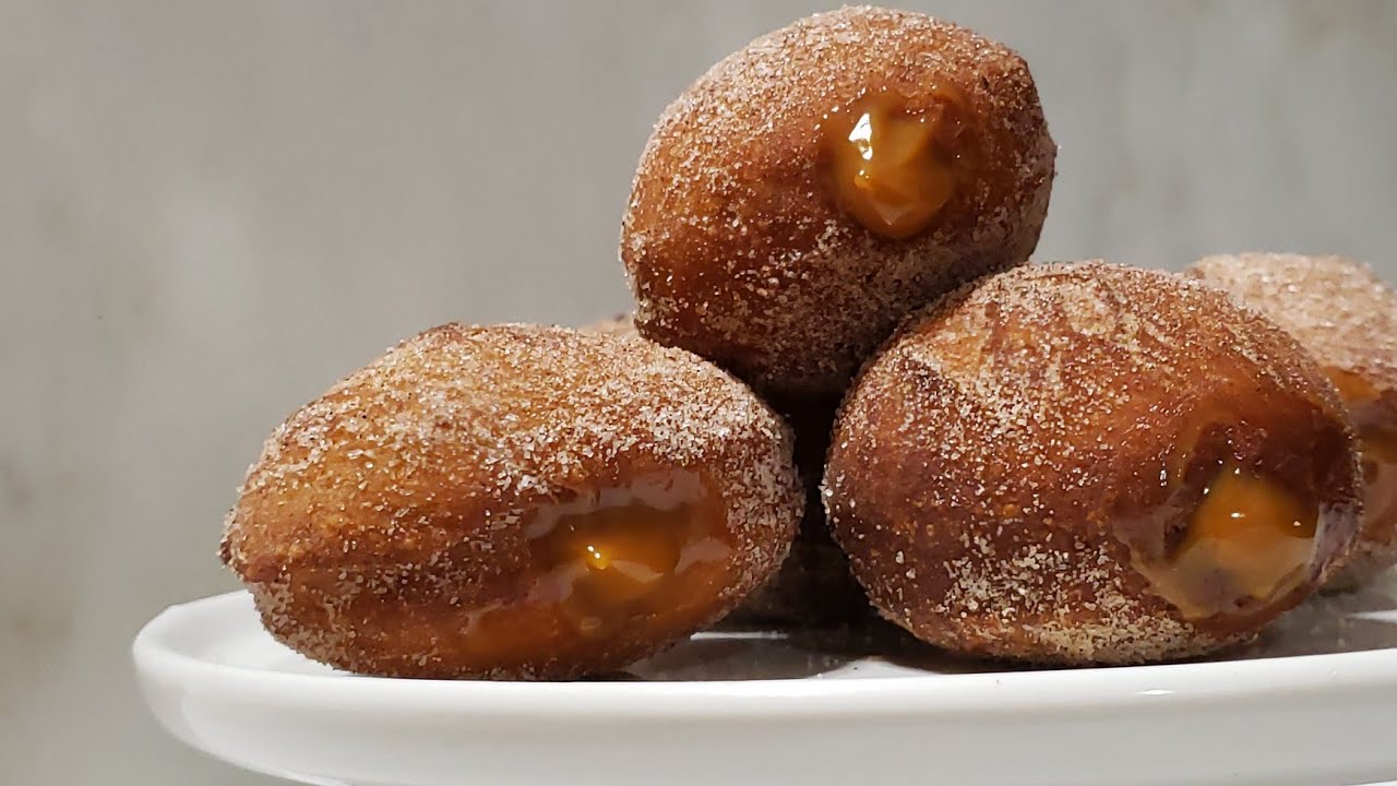 DONAS RELLENAS DE DULCE DE LECHE RECETA/ DONUTS/ BOMBOLONI - YouTube