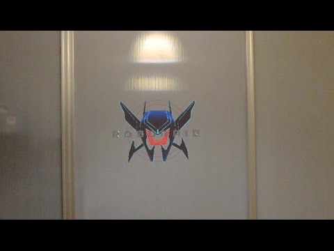 【HoloLens紹介動画】『Roboraid』 - YouTube
