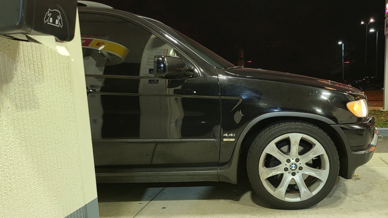 Attempting to lower my e53 x5 goes terribly wrong ! - YouTube